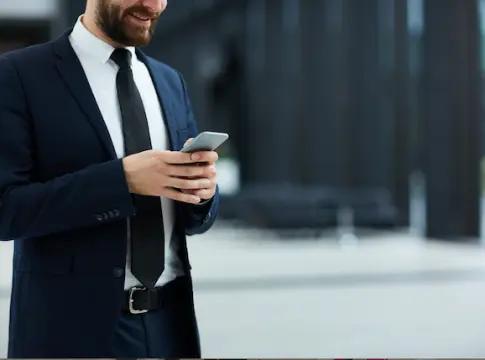 Fortrea Holdings Inc. (FTRE) 10.7% in Intraday Trading: Sustained ...