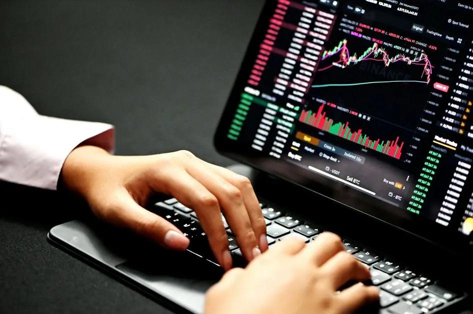 Anixa Biosciences, Inc. (ANIX) Jumps 6.9% in Pre-market: What’s Driving ...