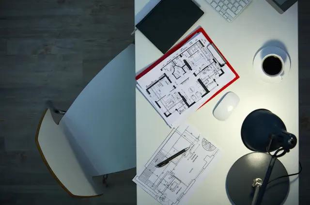 iShares Silver Trust (SLV) 2.6% in Intraday Trading: Price Movement ...